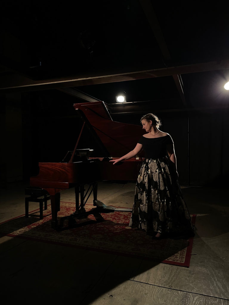 Juilliard Student Recital: Gracie Francis, Collaborative Piano – PIANYC